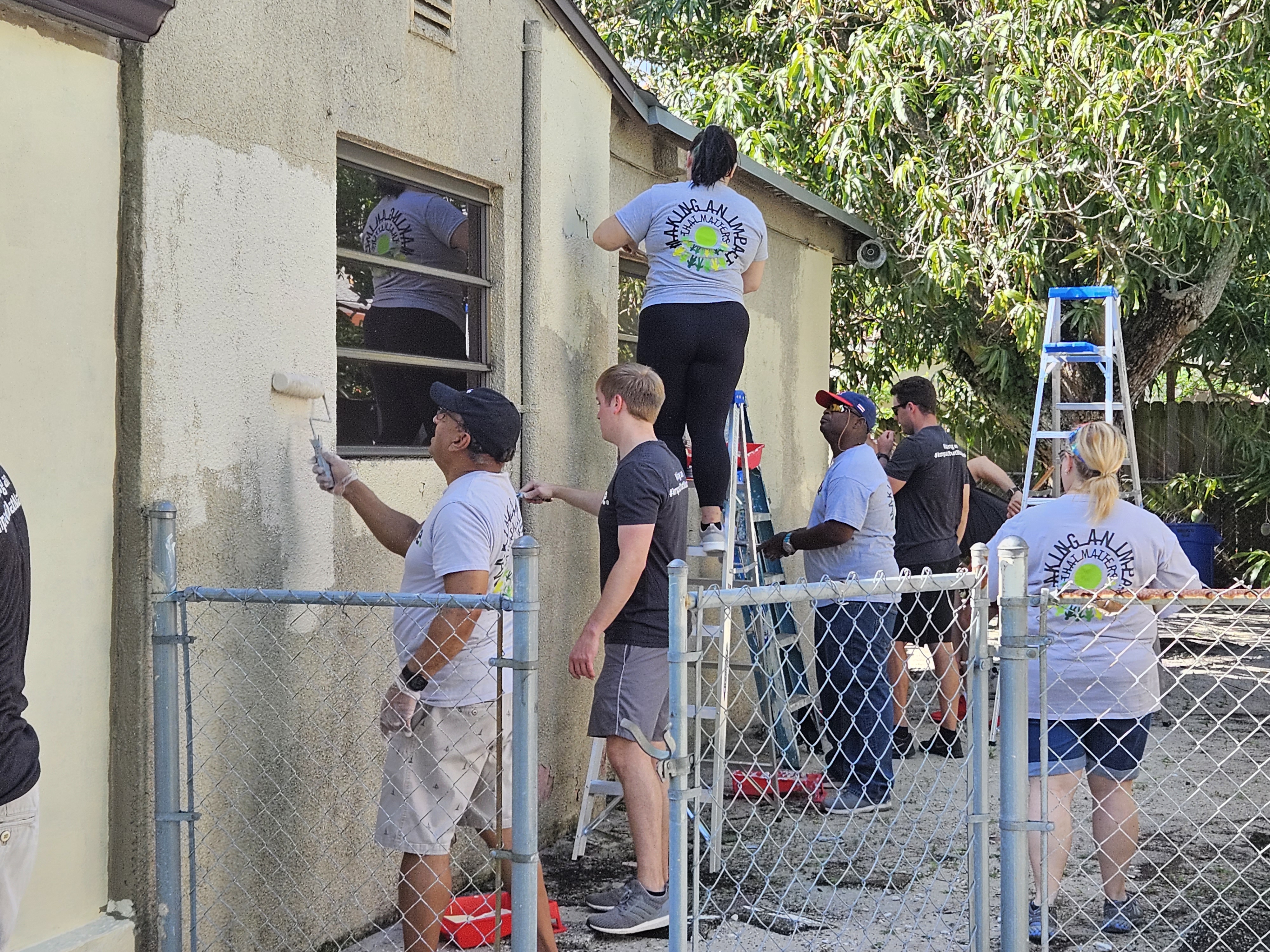 211 Helpline - United Way of Palm Beach County